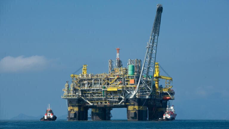 How Do Oil Rigs Float? Petro Online