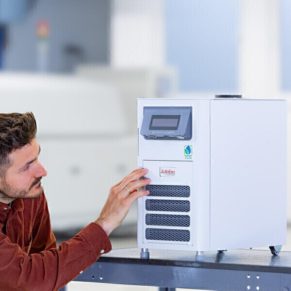 Modern user-friendly chillers for a wide range of cooling tasks Petro ...